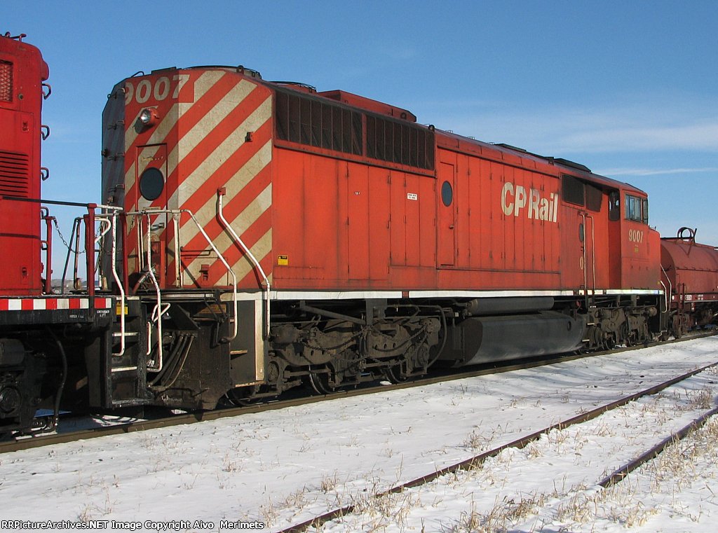 CP 9007 at Guelph Jct.
